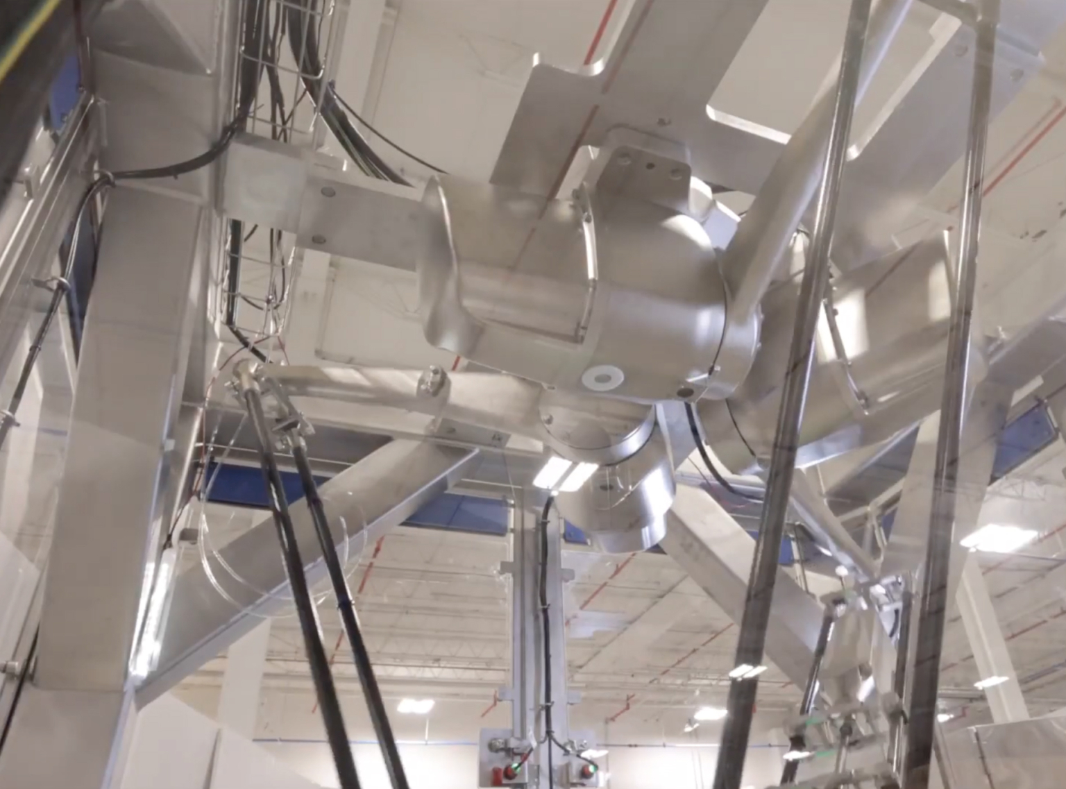 Drake's MasterPacker X5-Robotic Feeder Integration for MAP Packaging